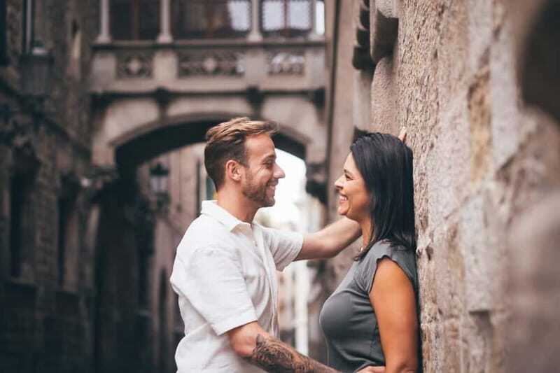 Barcelona: Photo Shoot Tour in El Gothico - What to Expect on the Tour