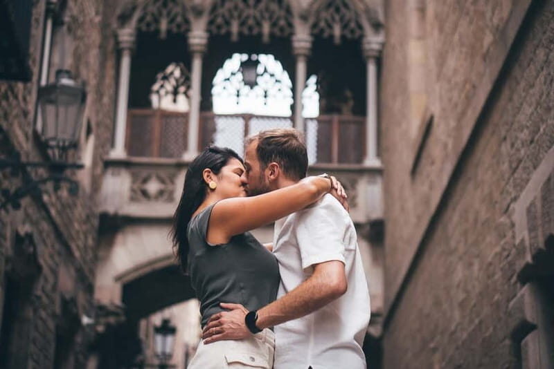 Barcelona: Photo Shoot Tour in El Gothico - The Sum Up