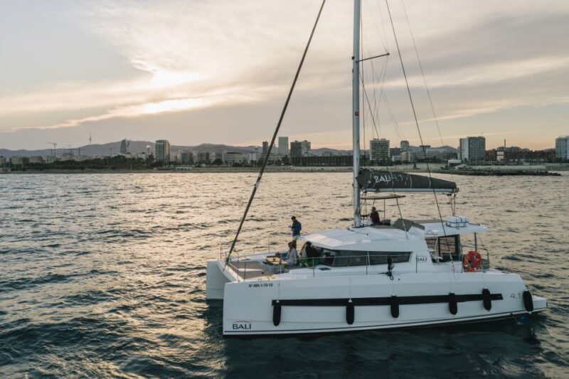 Barcelona: Private Catamaran Sailing with Drinks and Snacks - Key Points