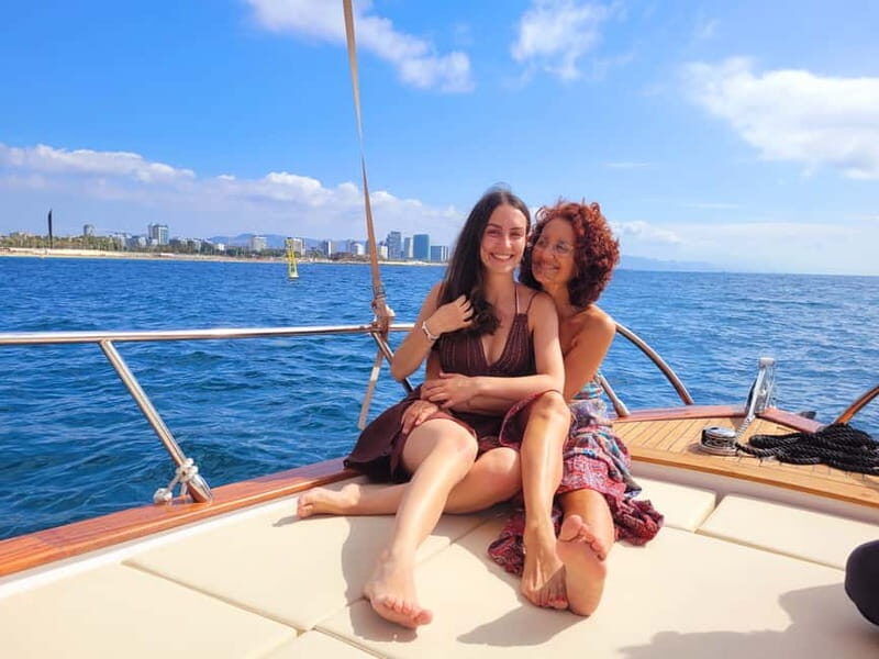 Barcelona: Private Classic Yacht Tour with Drinks - FAQs