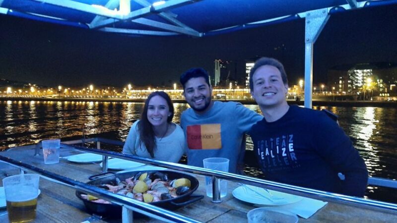 Barcelona: Private Evening Cruise with Dinner and Drinks - Who Should Consider This Experience?