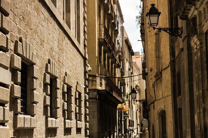 Barcelona Private Food Tour: Tapas, Paella & 8+ Food Tastings - Starting Point: Plaça de Ramon Berenguer el Gran