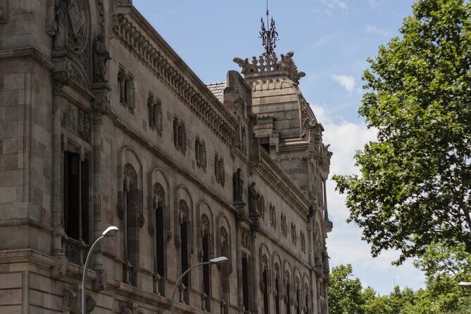 Barcelona Private Food Tour: Tapas, Paella & 8+ Food Tastings - The Balance of Time and Walking