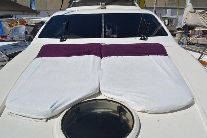 Barcelona Private Luxury Yacht Tour - Itinerary Breakdown: What to Expect