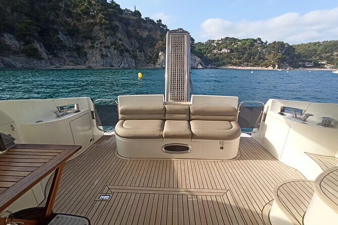 Barcelona Private Luxury Yacht Tour - FAQ