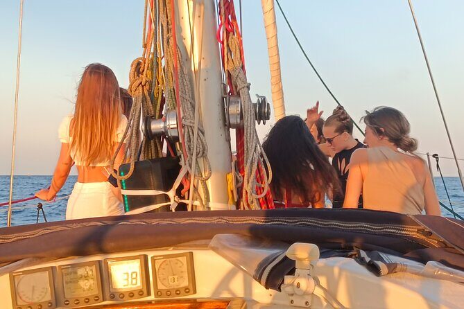 Barcelona private Sailing Tour - FAQ