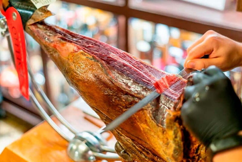 Barcelona: Private Tapas & Wine with Flamenco Show Old Town - Final Thoughts