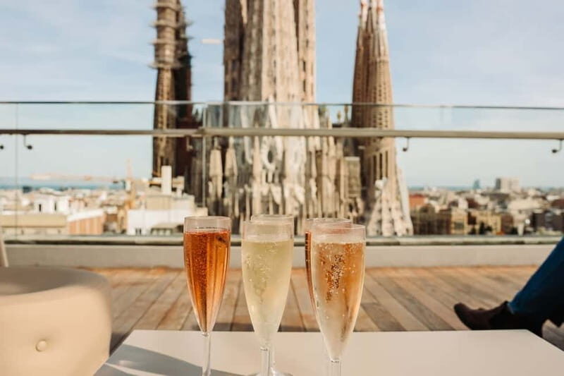 Barcelona: Sagrada Familia Evening Tour with Cava - Who Will Love This Experience?