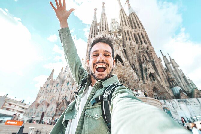 Barcelona: Sagrada Familia Guided Tour with Fast Track Access - Authentic Insights from Reviewers
