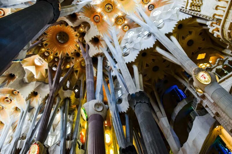 Barcelona: Sagrada Familia Guided Tour with Tickets - What Reviewers Say