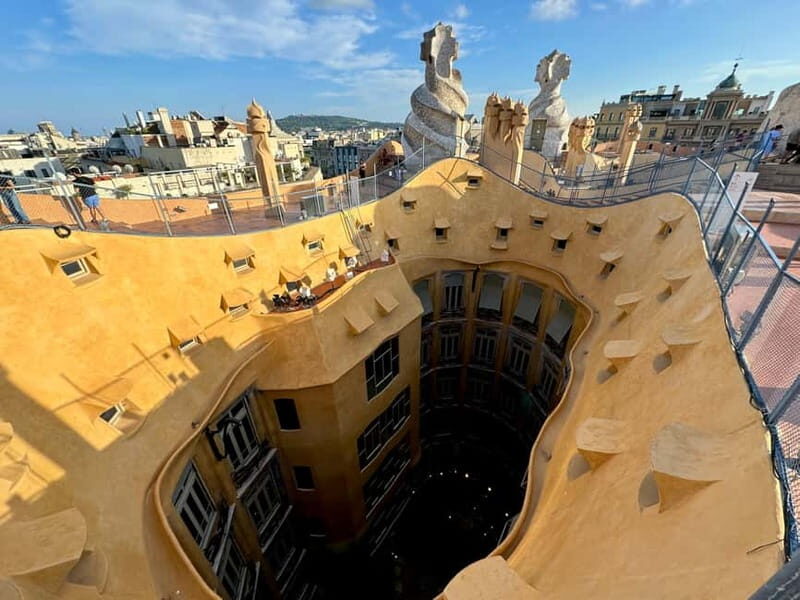 Barcelona: Sagrada Familia, La Pedrera & Cava Tasting Tour - Key Points