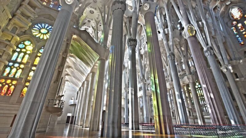 Barcelona: Sagrada Familia & Montserrat Full-Day with Pickup - Why This Tour Stands Out