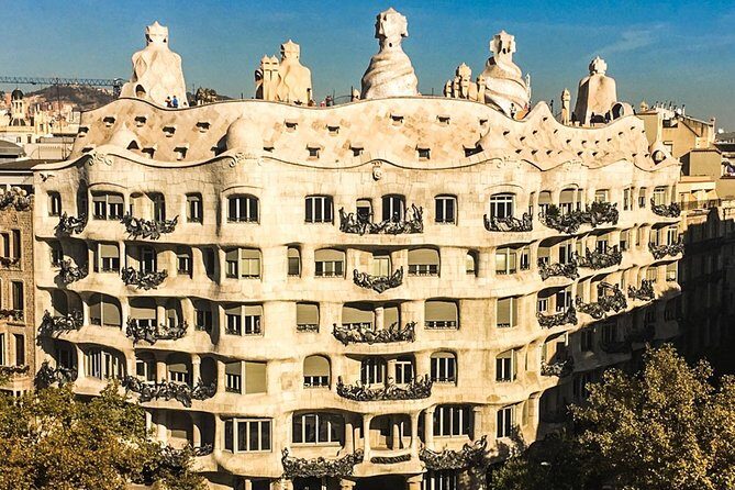 Barcelona: Sagrada Familia, Park Guell & Tapas Private Tour - FAQ