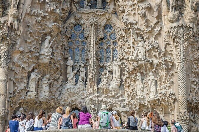 Barcelona: Sagrada Familia Semi-Private Guided Tour - FAQs