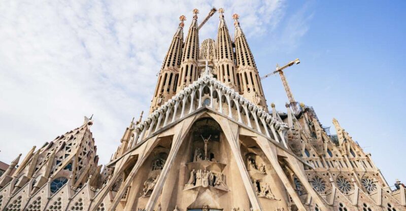 Barcelona: Sagrada Familia Skip-the-Line Entry Ticket & Tour - Who Should Consider This Tour?