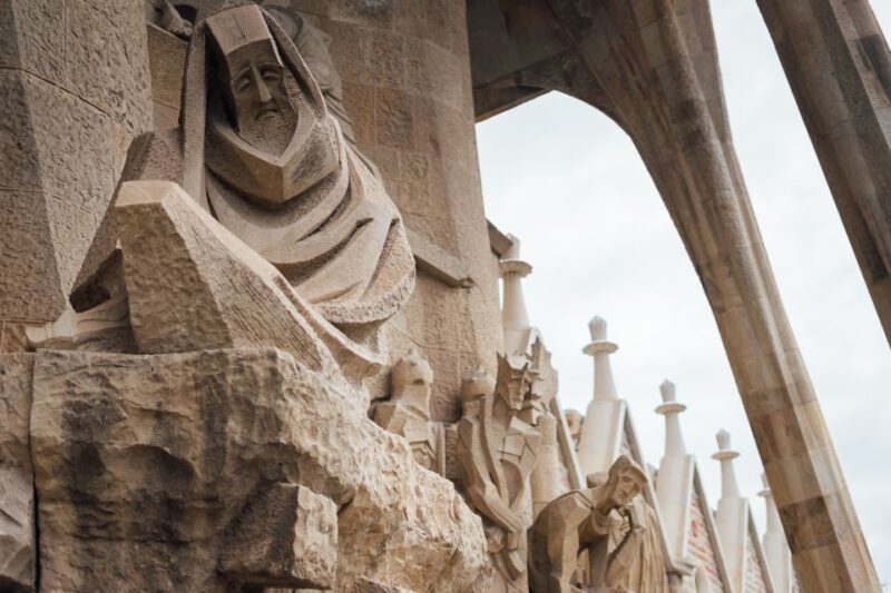 Barcelona: Sagrada Familia Skip-the-line Guided Tour - FAQ: Your Questions Answered