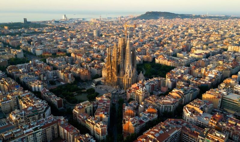 Barcelona: Sagrada Familia Skip-the-Line Guided Tour - Authentic Insights From Reviewers
