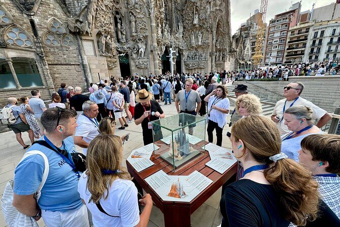 Barcelona Sagrada Familia Small Group Guided Tour - Price and Value Analysis