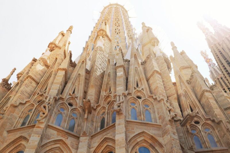 Barcelona: Sagrada Familia Small Group Guided Tour - The Value of the Experience