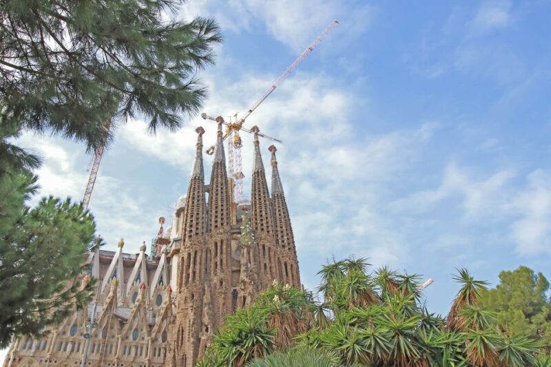 Barcelona: Sagrada Familia Tour with Optional Tower Access - The Sum Up: Who Should Book This Tour?