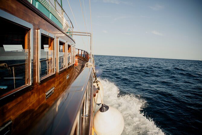 Barcelona Sailing Cruise by Aperol Spritz - FAQ