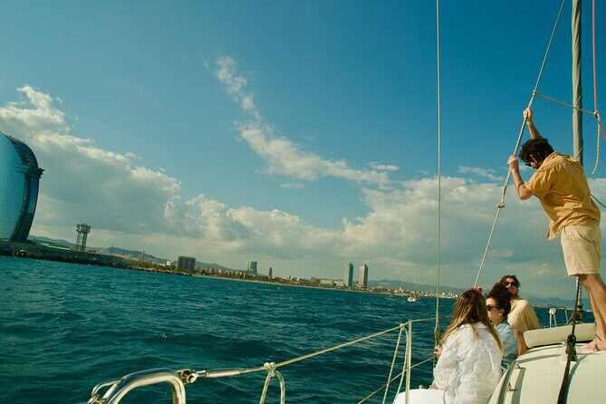 Barcelona Sailing Experience 2 hs w/Premium Snacks & Drinks - The Value of the Tour