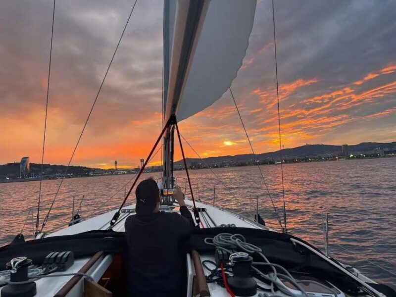 Barcelona: Sailing Tour with a Glass of Cava - Starting Point and Ease of Access