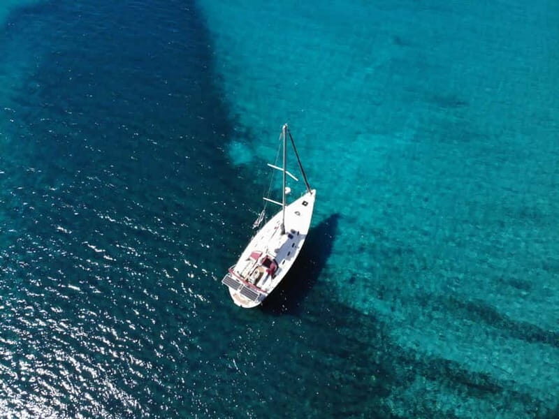 Barcelona: Sailing Tour with Drinks and Snacks - FAQ  