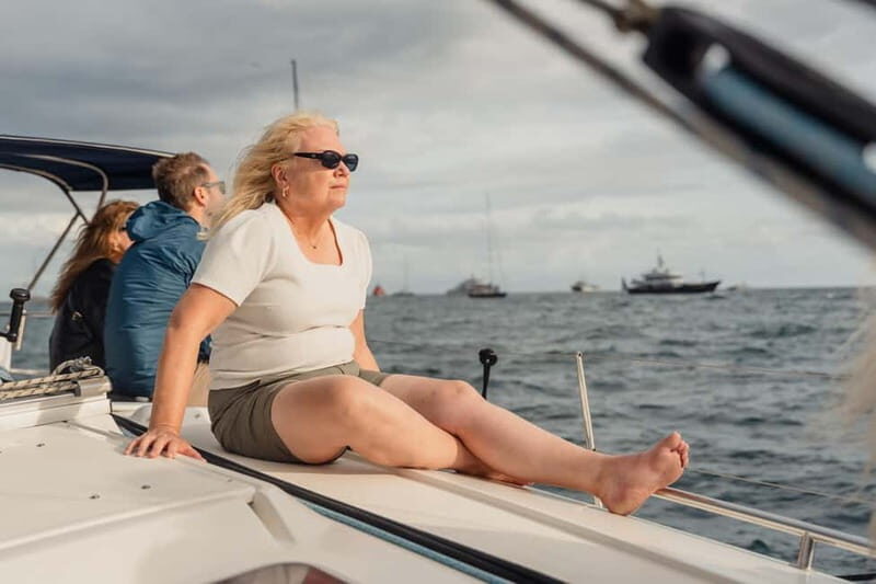 Barcelona: Sailing Tour with Young Local Captain & Drinks - What’s Included and Why It Matters