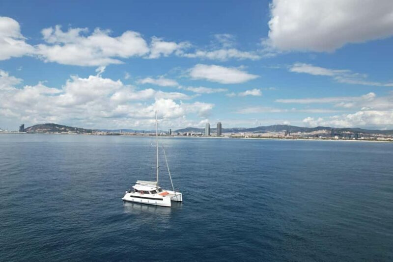 Barcelona: Shared cruise on a catamaran Drink+Local Tapa - What’s Included and How to Prepare