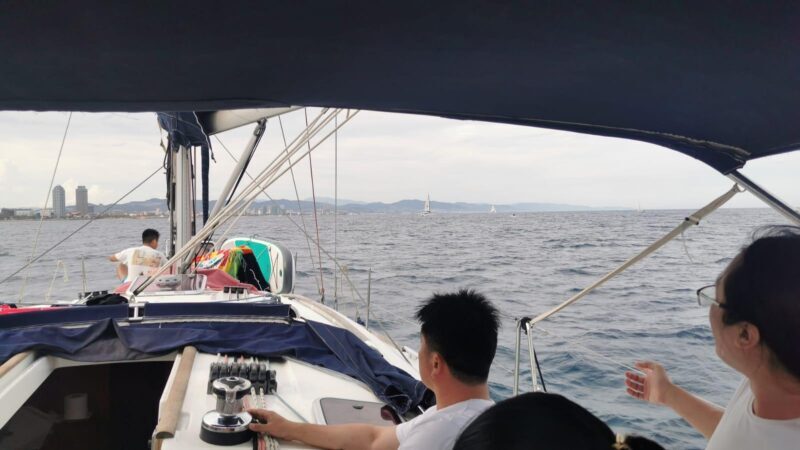 Barcelona: Shared cruise with chill music (+welcome drink) - Practical Details and Tips