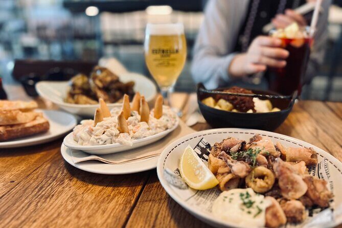 Barcelona Sightseeing by Bike with Photo Shooting and Tapas - A Deep Dive Into the Experience