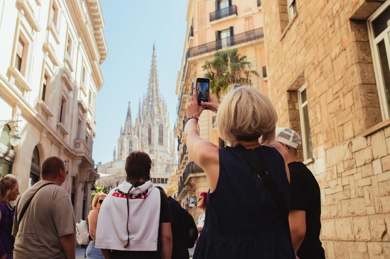 Barcelona: Small Group Gothic, Tapas & Churros Tour! - Who Will Love This Tour?