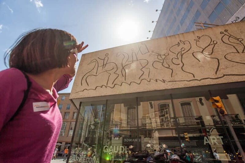 Barcelona: Small Group Picasso Tour with Picasso Museum - Key Points