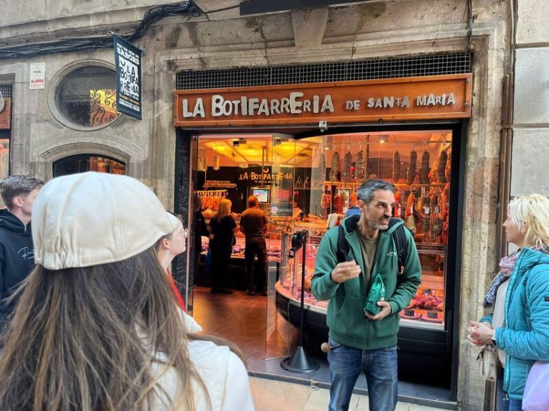 Barcelona: Street Food & Sightseeing Tour with Local Market - The Itinerary Breakdown: What to Expect on Your Food Journey