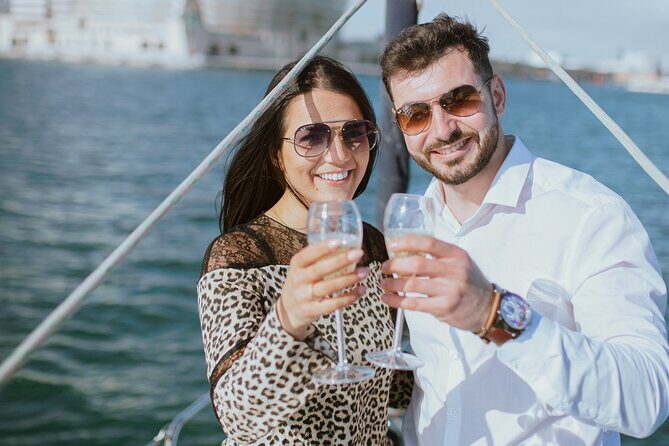 Barcelona Sunset Cruise with Open Bar of Cava and Snacks - What Makes This Cruise Special?