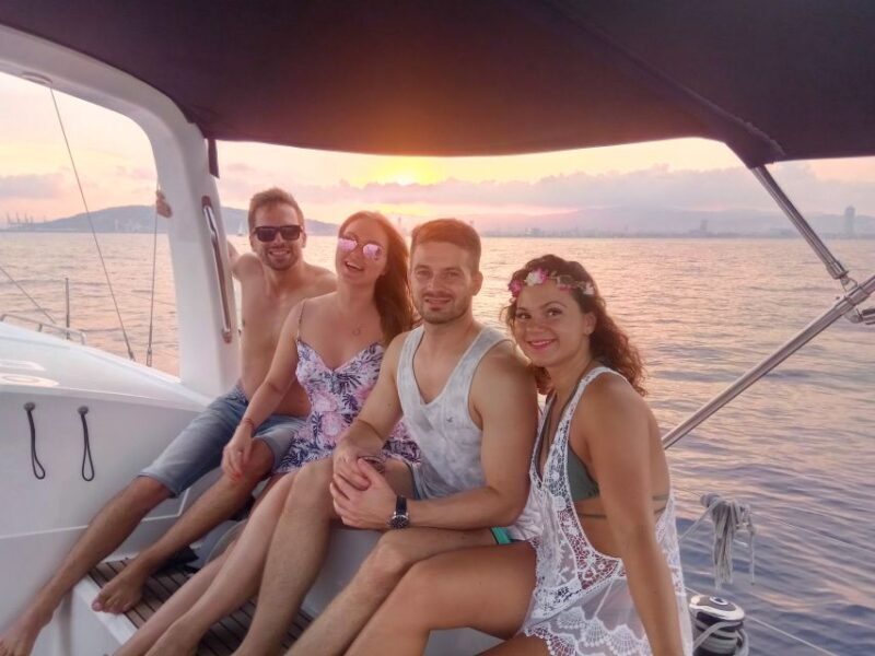 Barcelona: Sunset Sailing Tour with Open Bar & Snacks - Key Points
