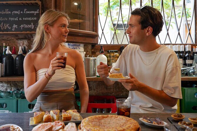 Barcelona Tapas and Wine Experience Small-Group Walking Tour - Exploring the Itinerary in Detail