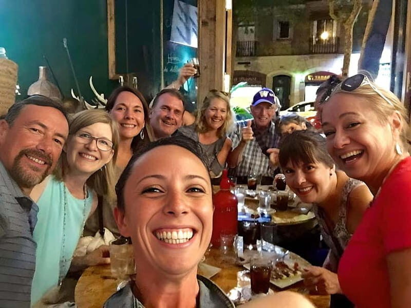 Barcelona Tapas Crawl food & drinks all included - Key Points