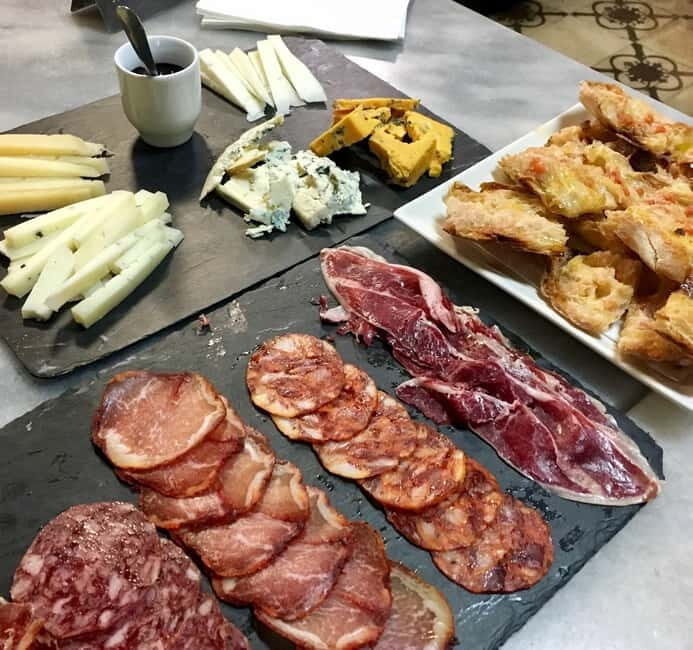Barcelona Tapas Crawl food & drinks all included - Who Should Consider This Experience