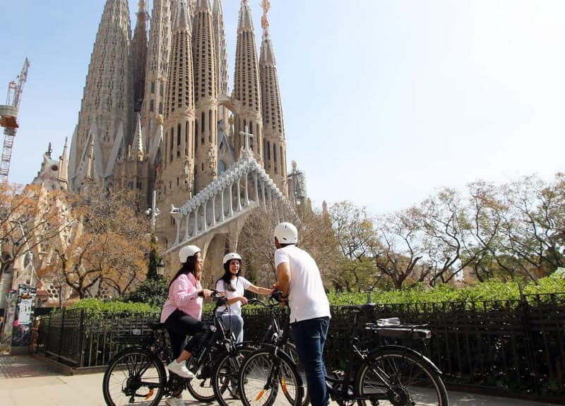 Barcelona: Tapas Tasting Tour by Regular Bike or E-Bike - Key Points