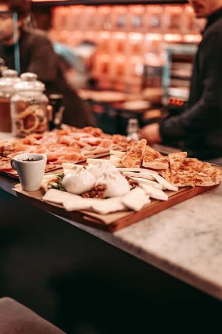 Barcelona: Tipsy Tapas & History Tour in the Gothic Quarter - The Food and Drinks: What’s on the Plate?