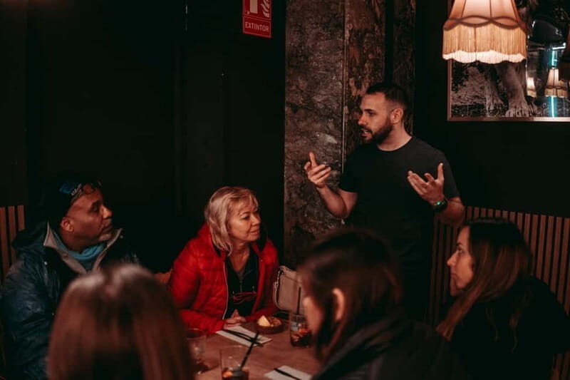 Barcelona: Tipsy Tapas & History Tour in the Gothic Quarter - The Guided Experience: Stories and Local Insights