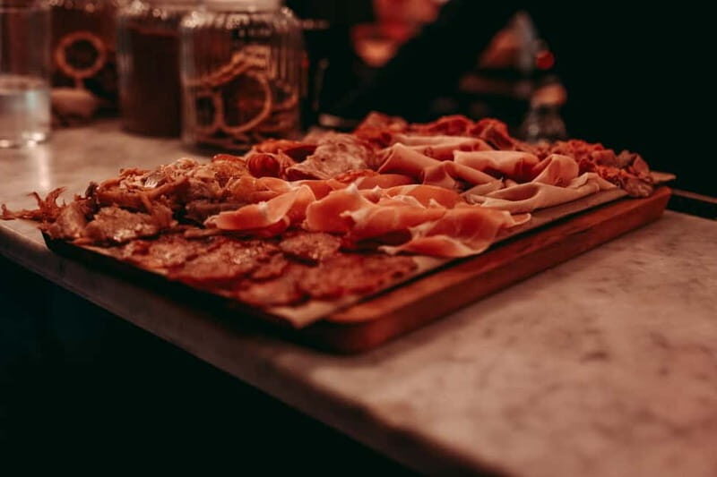 Barcelona: Tipsy Tapas & History Tour in the Gothic Quarter - Practical Tips for Booking