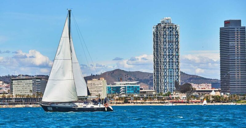 Barefoot: Private sailing cruise in Barcelona - An Overview of the Experience