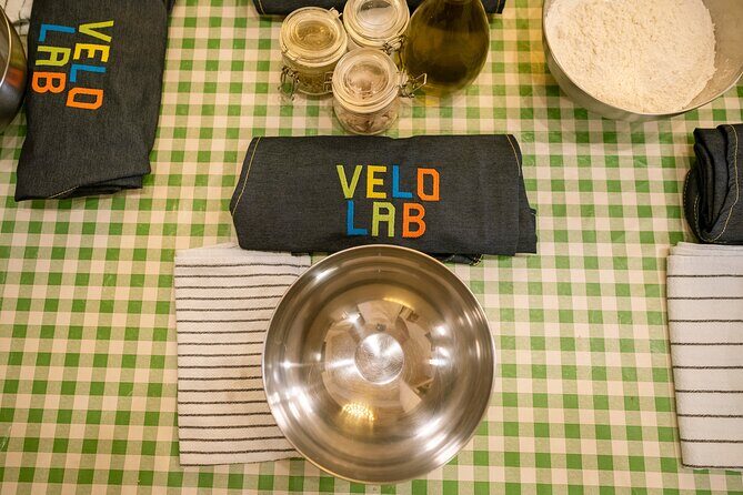 Bari Cooking Class : Traditional Focaccia & Orecchiette - Exploring the Experience: What to Expect