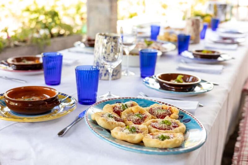 Bari: Dining Experience at a Local's Home - Key Points  