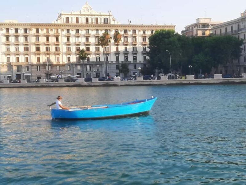 Bari: Fishing experience aboard an authentic fishing boat - Key Points