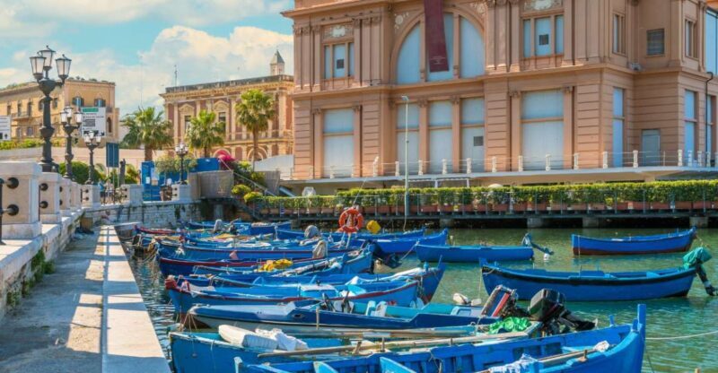 Bari: Guided Walking Tour with A Special Treat - Key Points