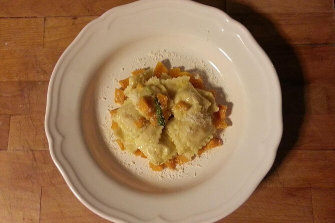 Bari: Home Cooking Class- Make Cavatelli & Capunti with Wine - Who Should Consider This Experience?